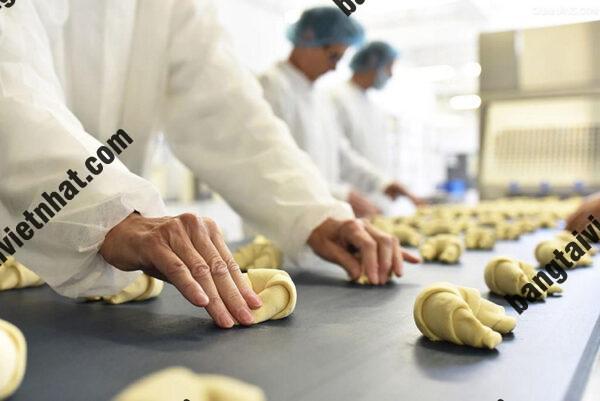 Ứng dụng băng tải PVC trong ngành thực phẩm - Bang Tai Bang Chuyen Cong ...